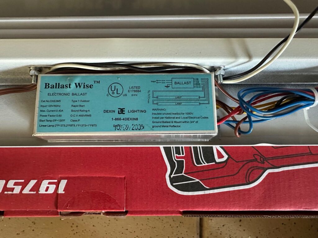 BallastWise DXE2M5RS Twin Tubes Ballast for T5 UnderCabinet Lights with ...